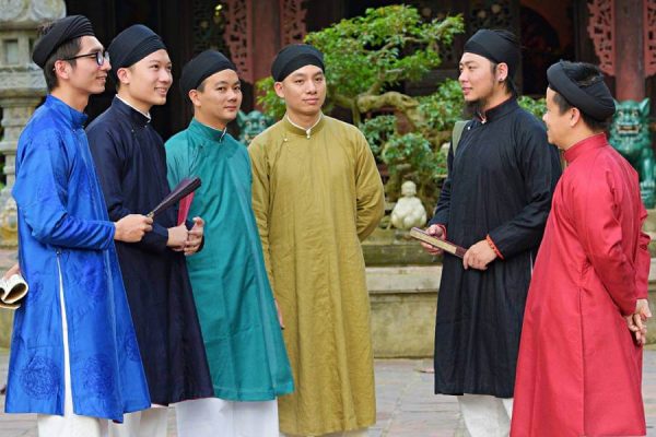 Vietnamese Traditional Costumes - Viet Dan Travel