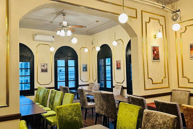 Benaras Hanoi - Indian Restaurant in Vietnam - Viet Dan Travel